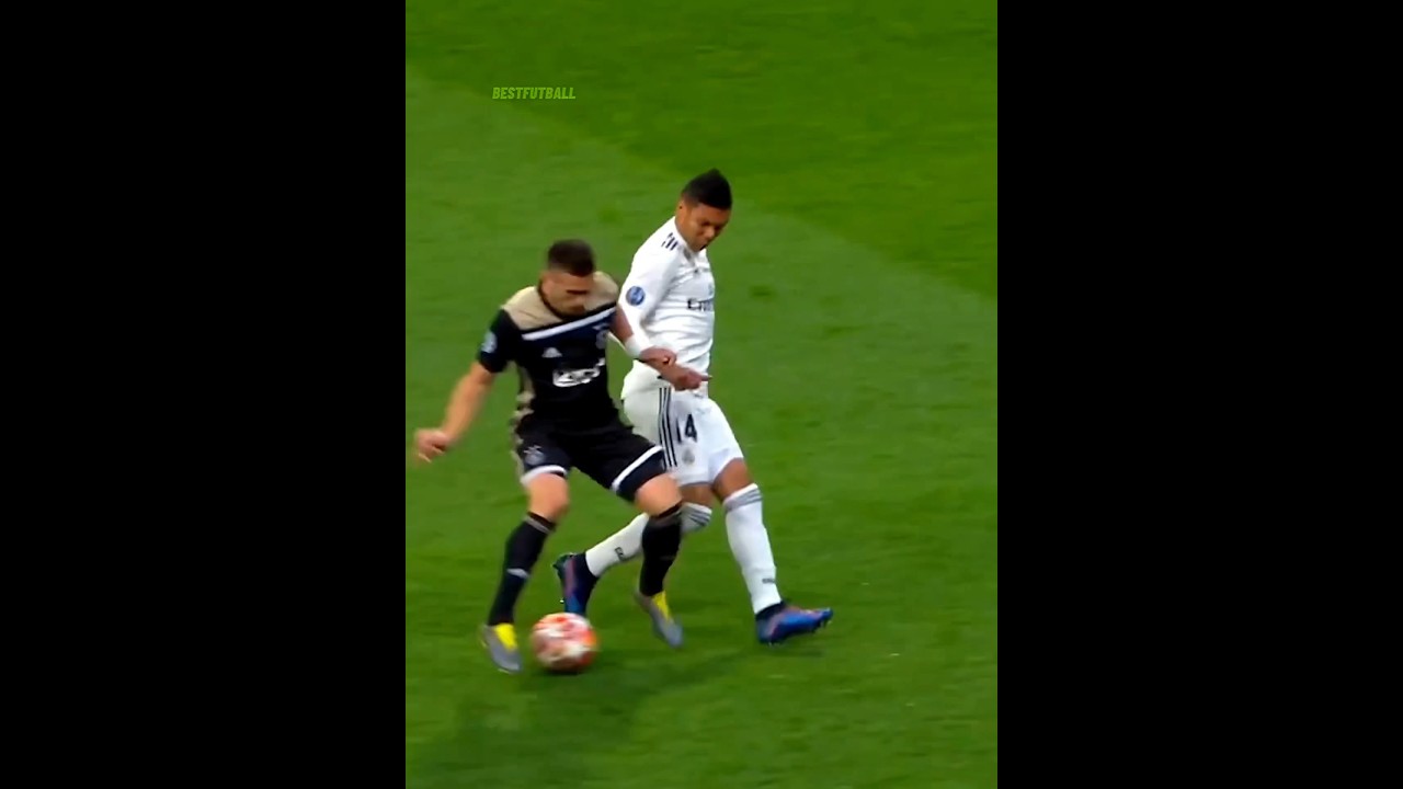 Roulette Skill 🤩 » 【Football skills】ドリブル・パス・足技のテクニック練習動画まとめ