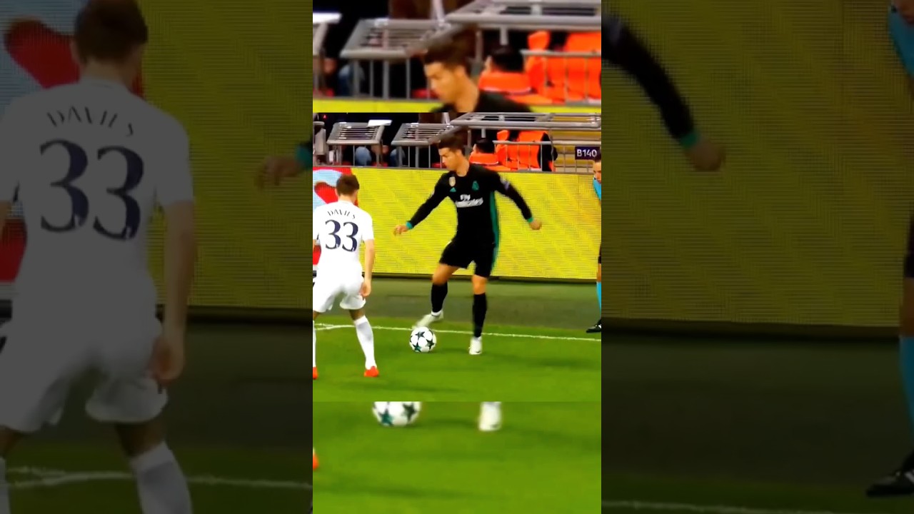 ronaldo chop⚽🇵🇹#football #soccer #shorts #skills #chop #ronaldo #cr7 # ...